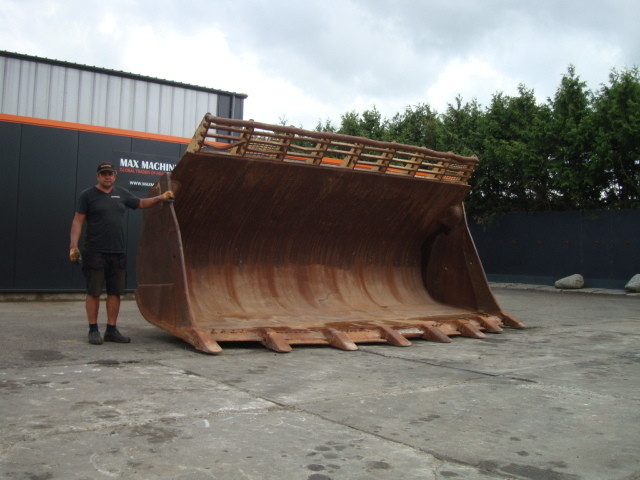 CAT 992 Rock bucket 4850 mm - Max Machinery Equipment