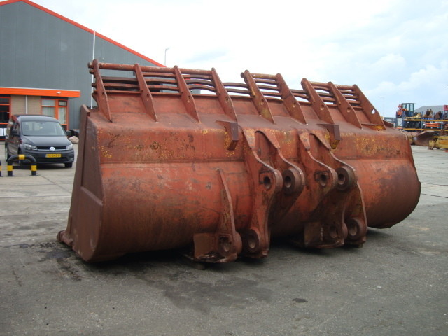 CAT 992 Rock bucket 4850 mm - Max Machinery Equipment