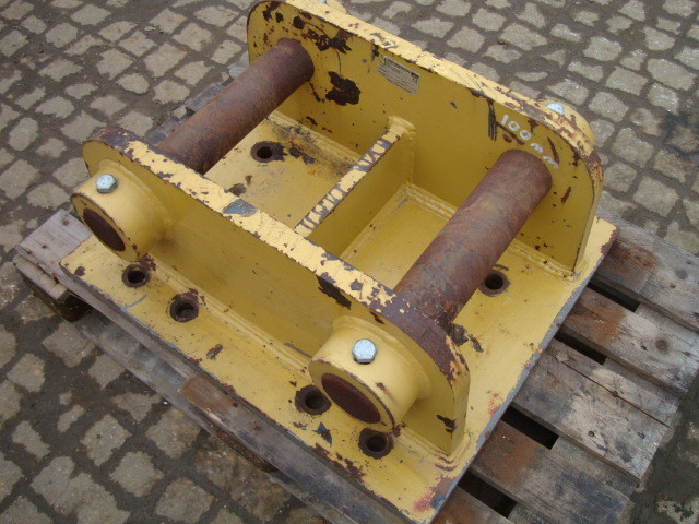 Hammer Bracket CAT 330 C/D - Max Machinery Equipment