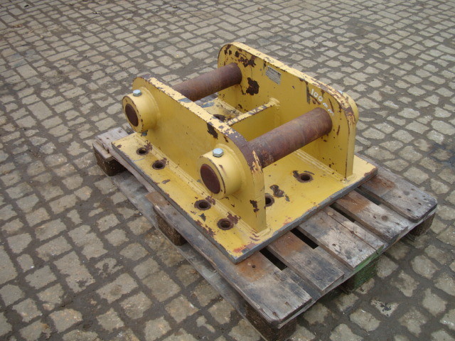 Hammer Bracket CAT 330 C/D - Max Machinery Equipment