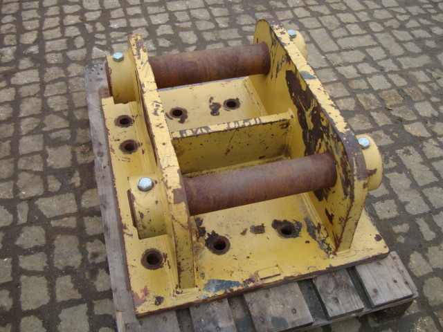 Hammer Bracket CAT 330 C/D - Max Machinery Equipment