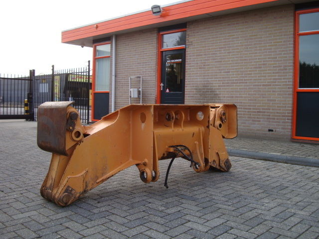 STABILIZERS WHEEL EXCAVATOR - Max Machinery Equipment