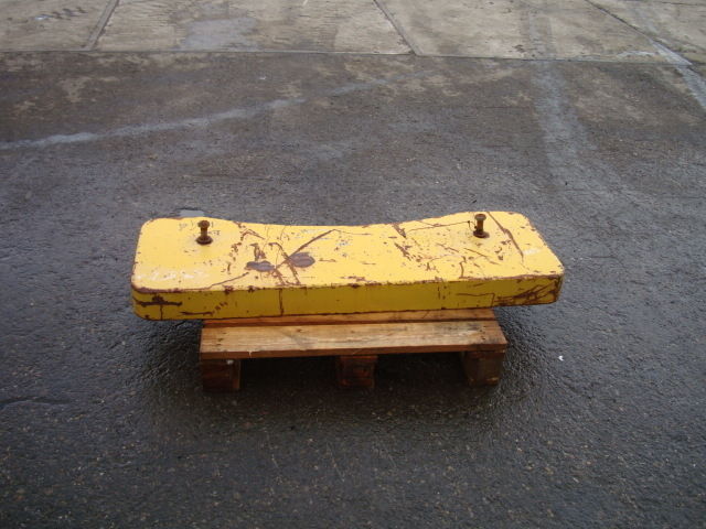Additional Counterweigh 335 Kg - Max Machinery Equipment