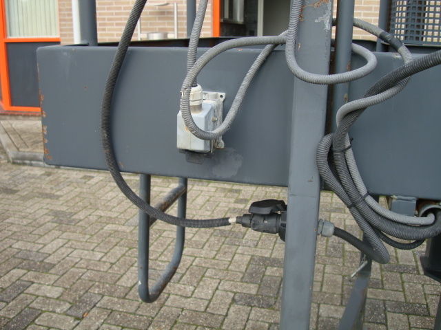 MERLO 2 Persons man slewing platform - Max Machinery Equipment