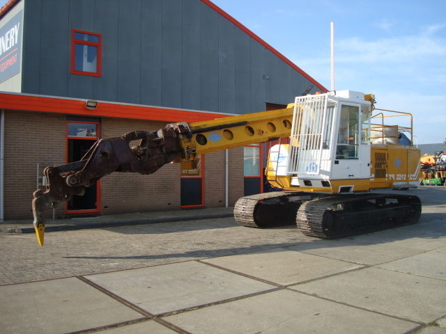 TELESCOPIC EXCAVATOR - Max Machinery Equipment