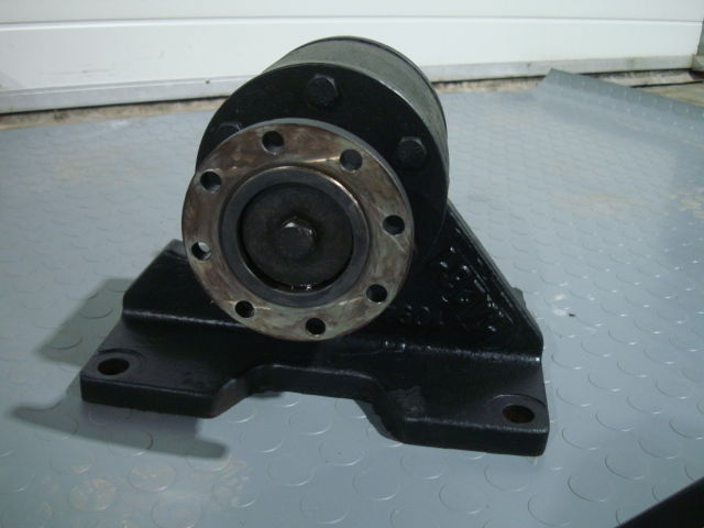 CAT SHAFT CARRIER BEARING ( 110-6135 ) - Max Machinery Equipment