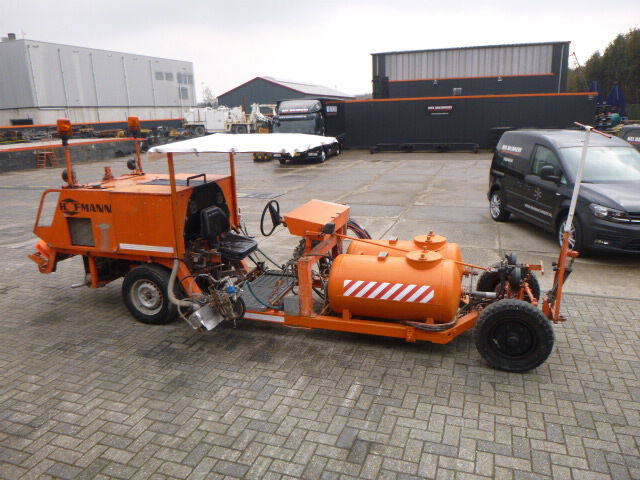 Cold Paint Road Marking machine - Max Machinery Equipment