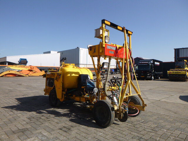 HOFMANN H25 Cold paint road marker - Max Machinery Equipment