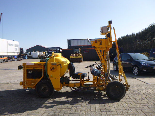 HOFMANN H25 Cold paint road marker - Max Machinery Equipment