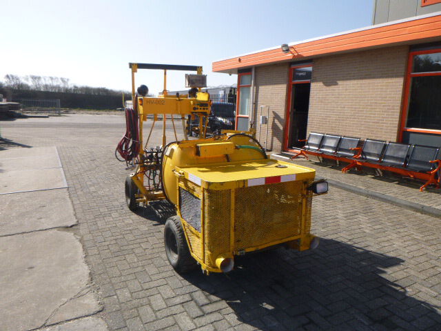 HOFMANN H25 Cold paint road marker - Max Machinery Equipment