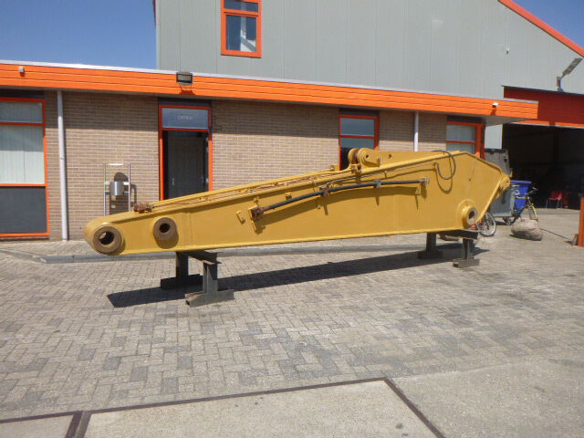 CAT 375L DIPPER STICK - Max Machinery Equipment