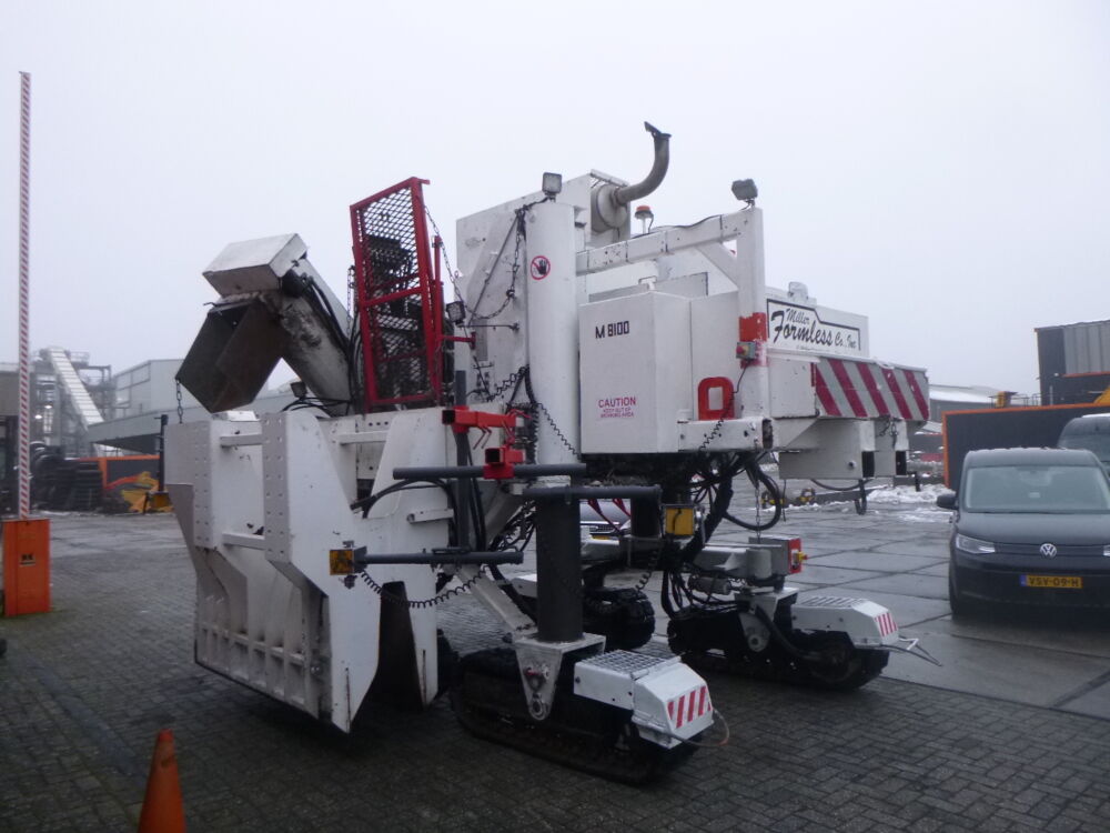 SLIPFORM CURB & GUTTER PAVER MILLER M-8100 - Max Machinery Equipment