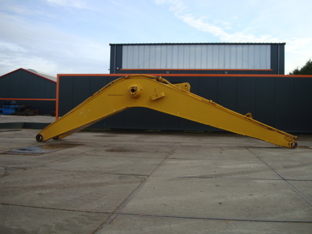 Excavator main boom - Max Machinery Equipment