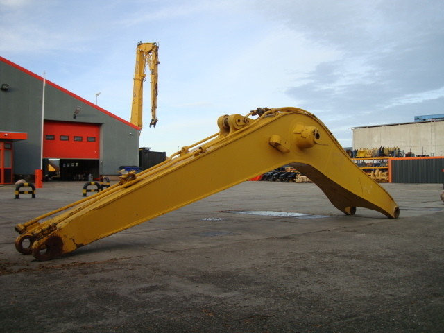 Excavator main boom - Max Machinery Equipment